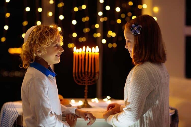 Menora – historia, symbolika i znaczenie - Cuda Boże
